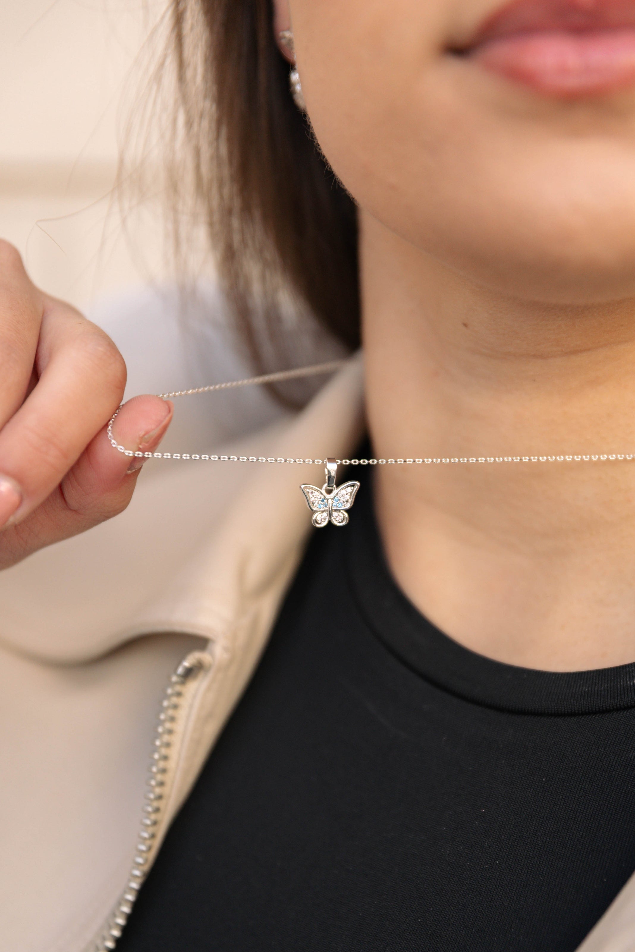 Blomz Accessories - Et univers av moderne smykker